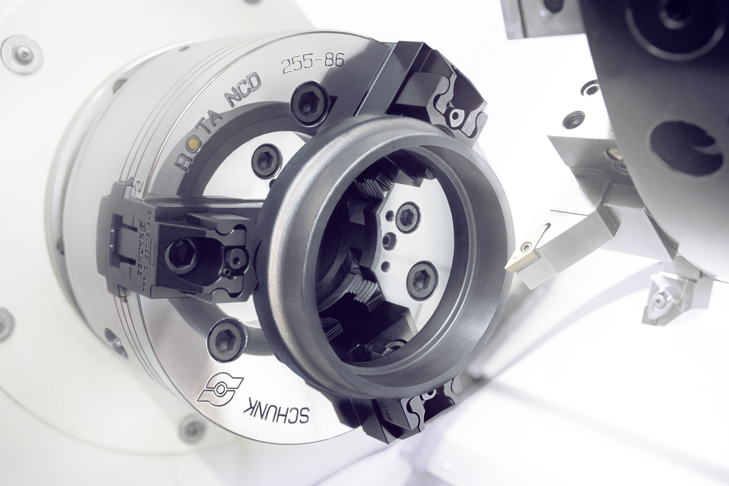 Quick-change system for chuck jaws further expanded